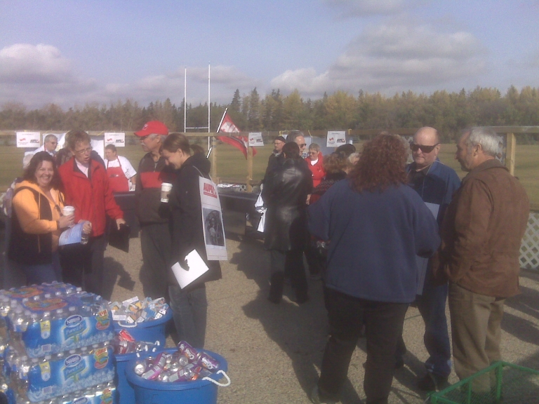 AUPE Holds rally | Globalnews.ca