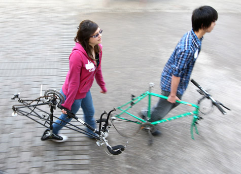 Igor Kenk crashes stolen bike giveaway | Globalnews.ca