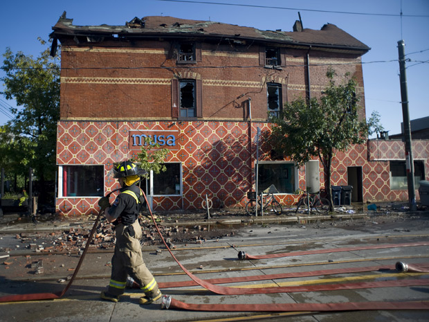 Major fire destroys west downtown building | Globalnews.ca