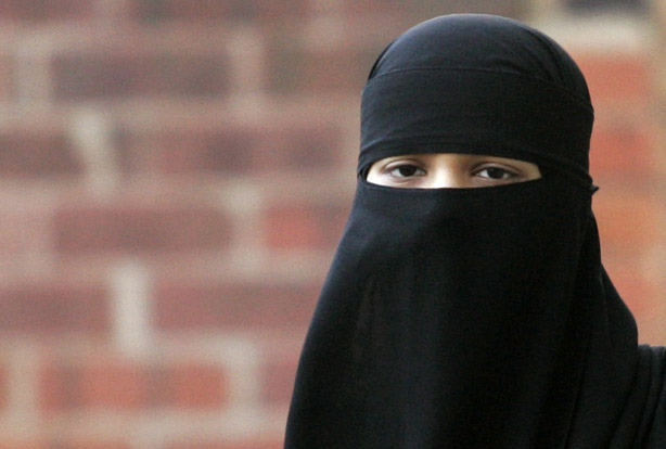 Your thoughts: Veil ban | Globalnews.ca