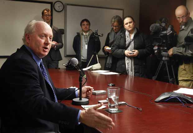 Alberta politicians debate ER wait times all night long | Globalnews.ca