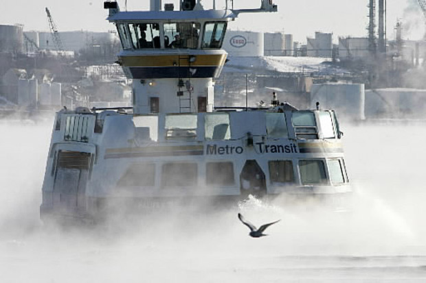 Premiers push Ottawa to renew ferry funding | Globalnews.ca