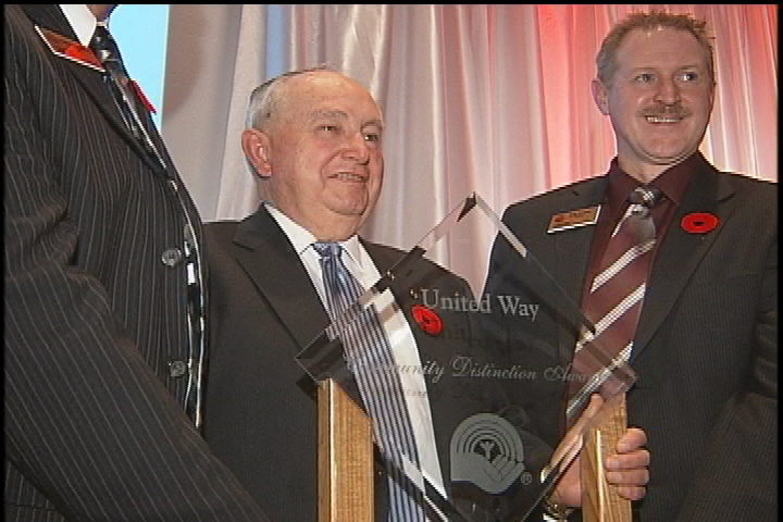 Former mayor Jim Stuart honoured | Globalnews.ca