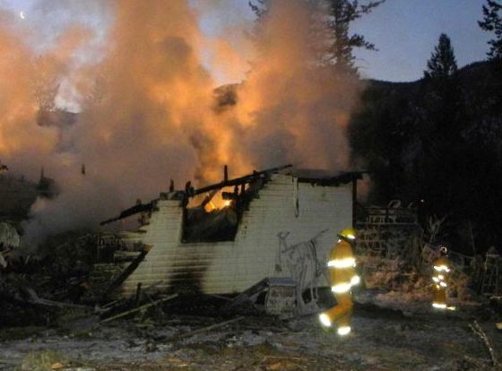 Fire destroys home in Hedley | Globalnews.ca