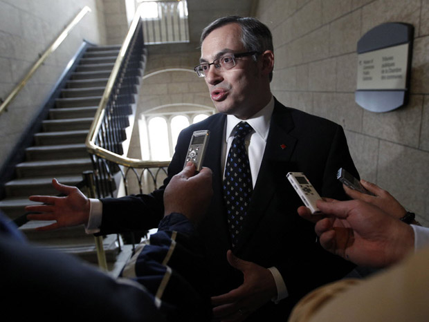 Industry minister reviewing TMX-LSE merger deal | Globalnews.ca