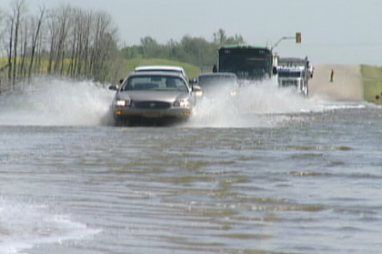 2011 Saskatchewan flood watch: flood waters close more highways across ...