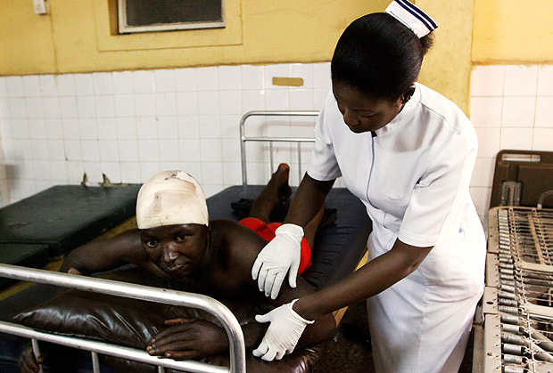 Overwhelmed hospitals in north Nigeria treat machete, burn wounds after ...