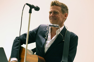 Bryan Adams, Alicia Grimaldi new parents: Welcome baby girl Mirabella ...
