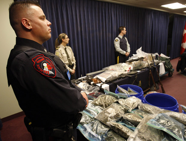 Major drug bust in Montreal-area First Nations communities | Globalnews.ca