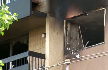 Apartment fire caused by candle | Globalnews.ca