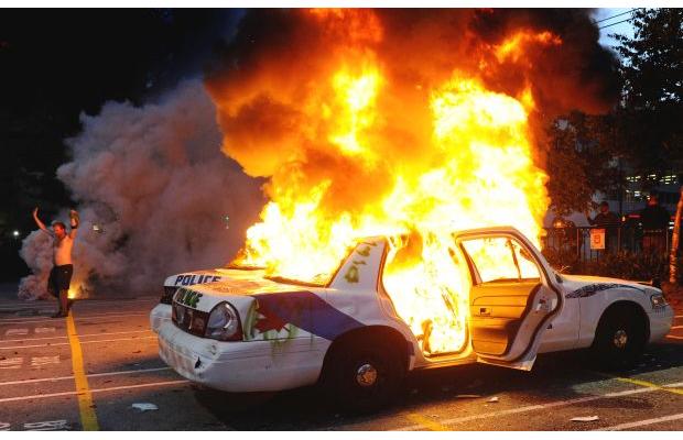 Six people turn themselves in over riots; man apologizes to city on ...