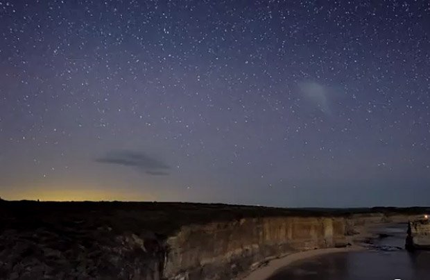 Alex Cherney showcases Australia’s night sky in breathtaking time-lapse ...