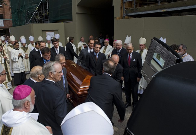 About a thousand pack Toronto cathedral for Aloysius Cardinal Ambrozic ...