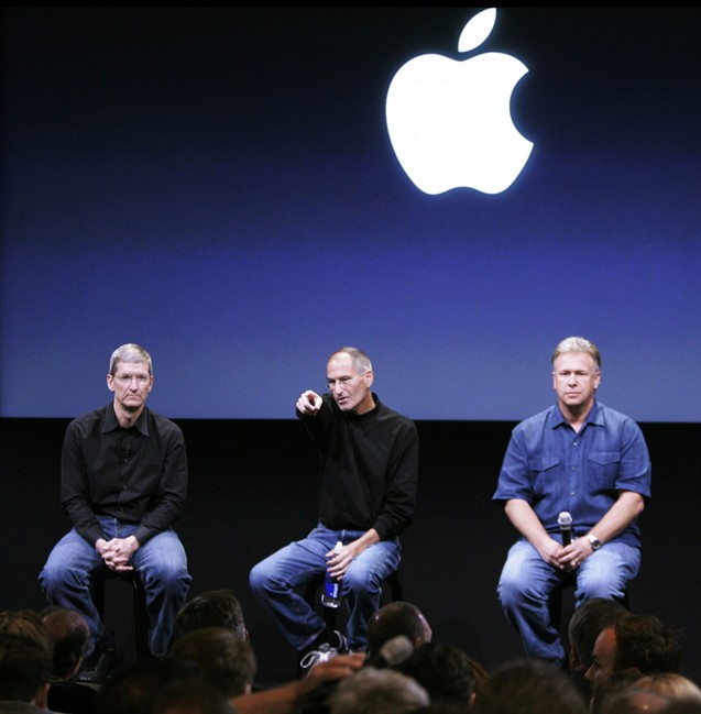 With Tim Cook as new CEO, Apple looks to a future without Steve Jobs at ...