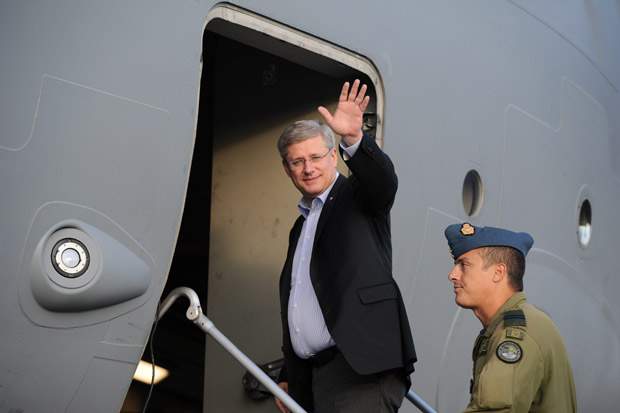 Harper’s Arctic tour begins with visit to town devastated by Nunavut ...