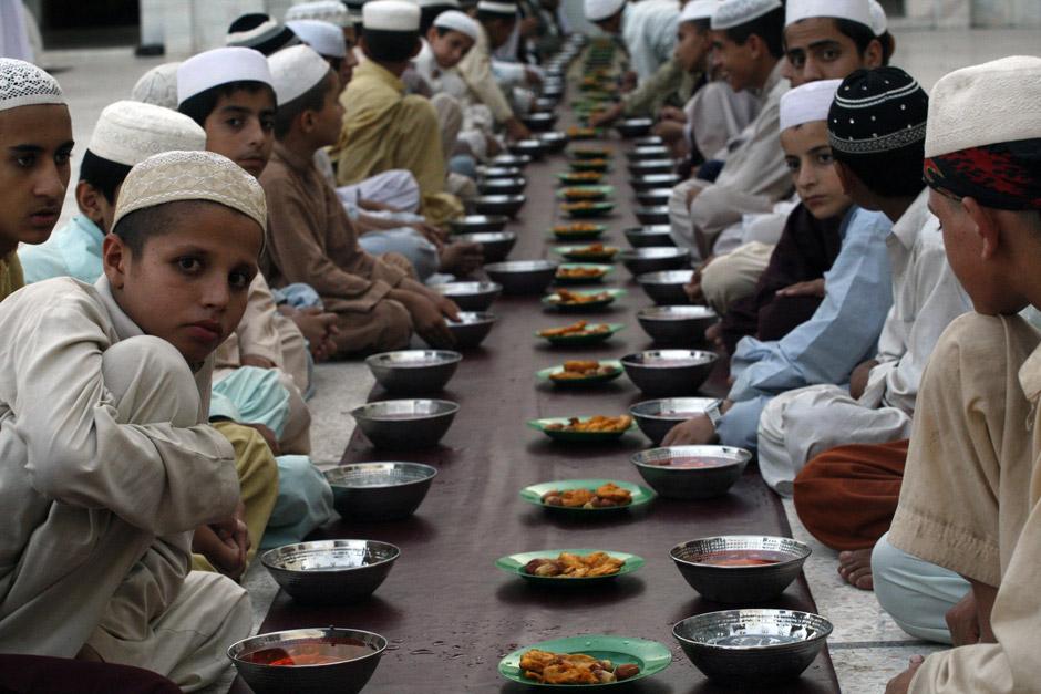 Ramadan begins | Globalnews.ca