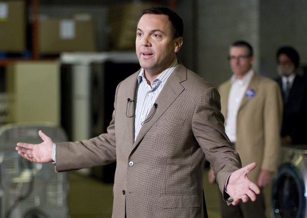 Hudak pledges no tax hikes; taunts McGuinty over broken pledges | Globalnews.ca