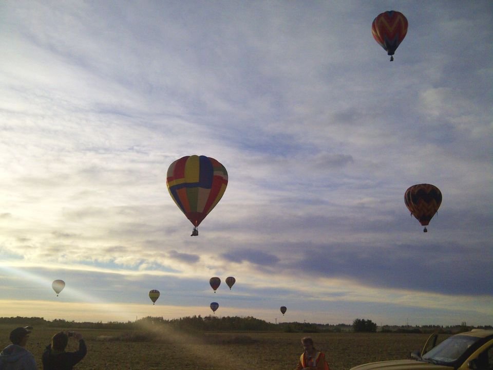 Gallery: Canadian Hot Air Balloon Championships | Globalnews.ca