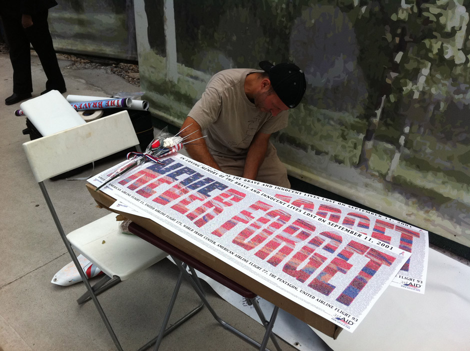 9/11 victims honoured by friends and family at Ground Zero | Globalnews.ca