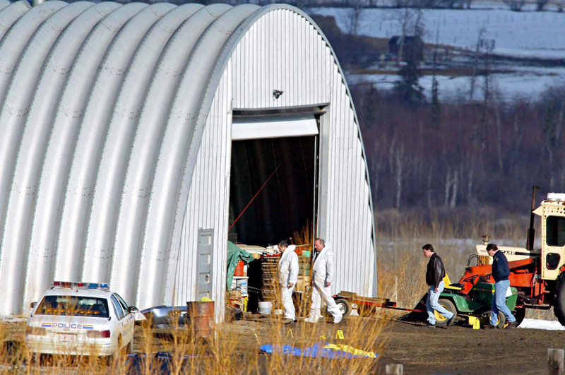 RCMP issues 2,000 sets of hard body armour after Mayerthorpe Mountie ...