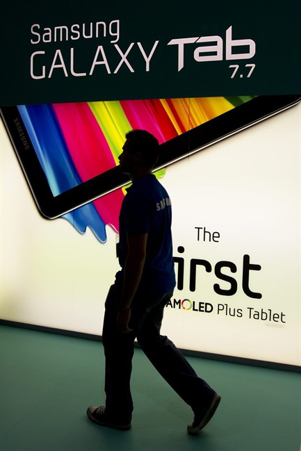 Samsung pulls new Galaxy tablet computer from German trade fair amid ...