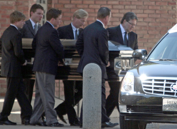 Friends, relatives, NHL elite mourn Brad McCrimmon | Globalnews.ca