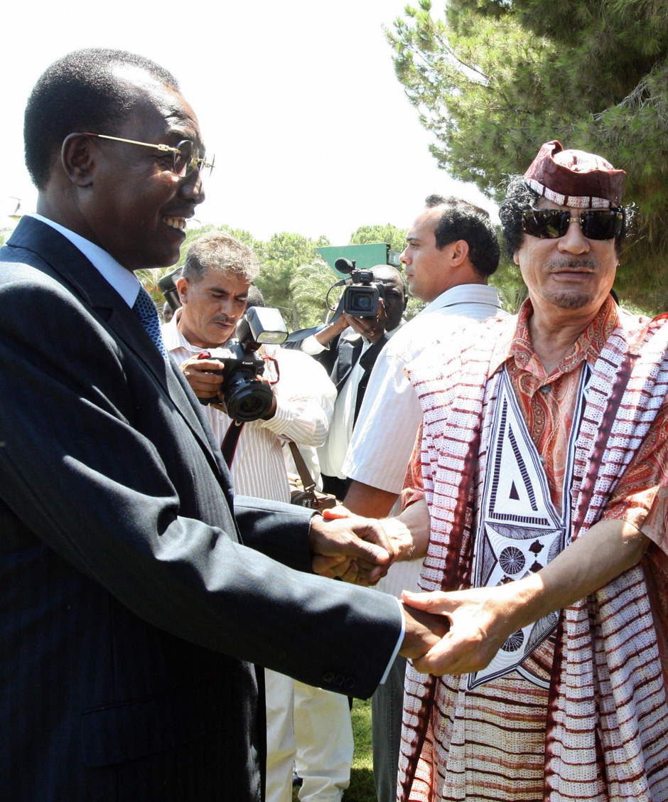 Gadhafi through the years | Globalnews.ca