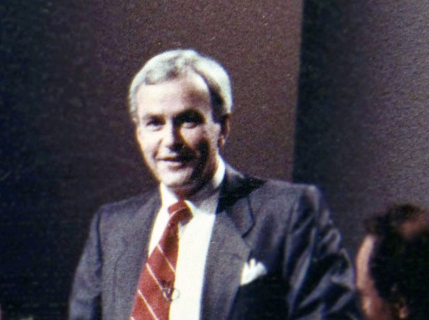 Minority rule a difficult task for Hudak, McGuinty | Globalnews.ca