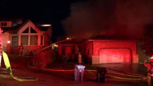 Two homes destroyed in Signal Hill fire | Globalnews.ca