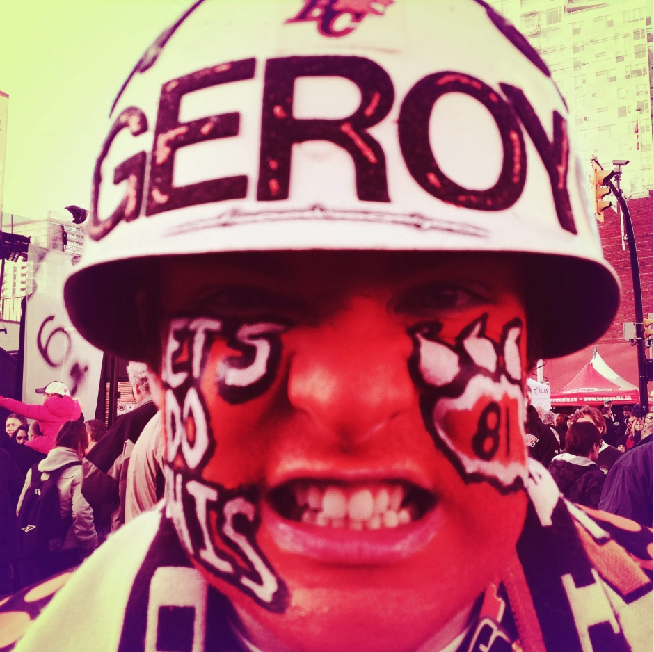 Funky football fans | Globalnews.ca