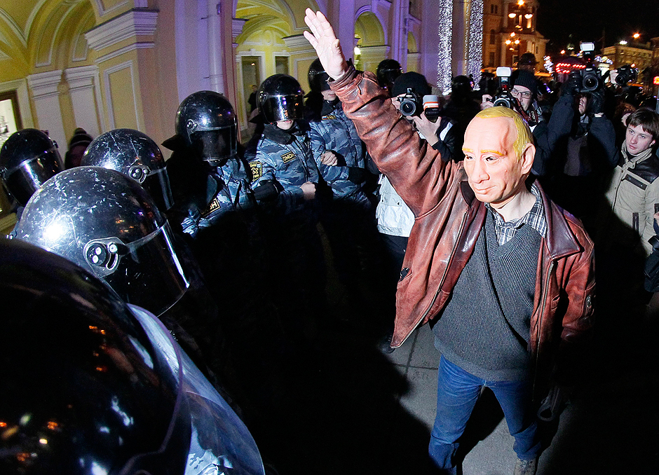 Anti-Putin protests continue | Globalnews.ca