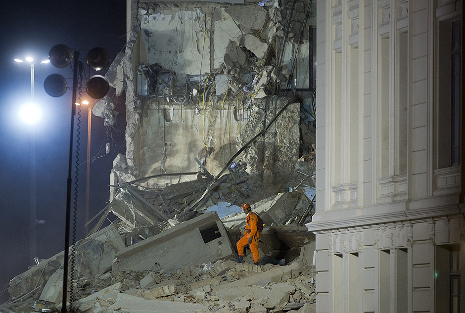 Rio de Janeiro building collapse | Globalnews.ca