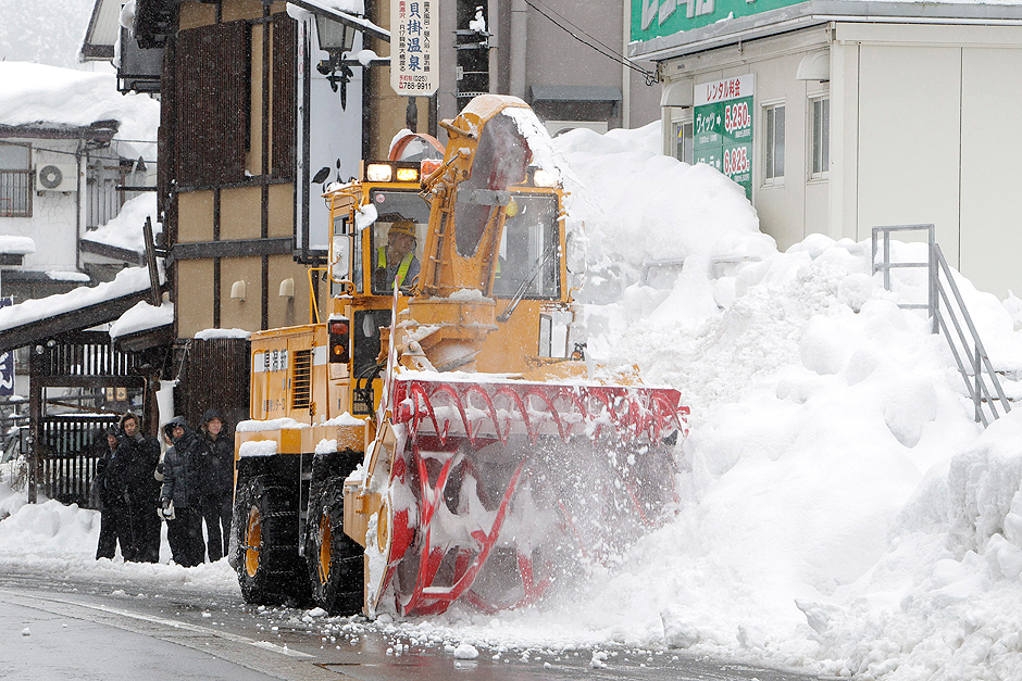 Japan snowstorm | Globalnews.ca