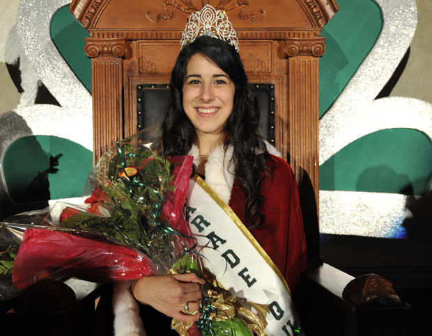 GALLERY: Irish Queen and her court | Globalnews.ca