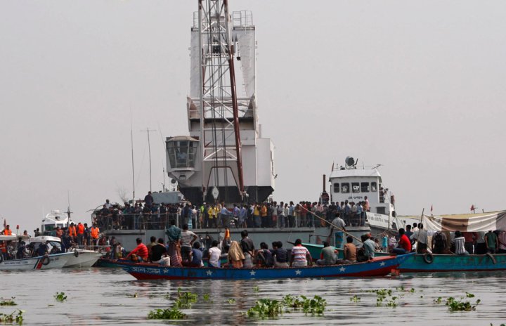 Bangladesh ferry disaster | Globalnews.ca