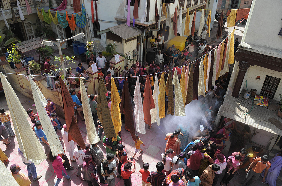 ‘Festival of Colours’ celebrations in India | Globalnews.ca