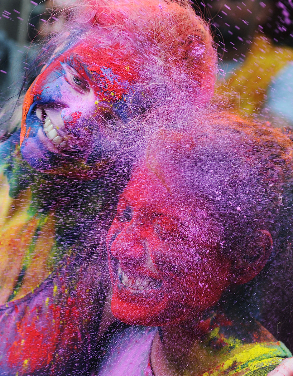 ‘Festival of Colours’ celebrations in India | Globalnews.ca