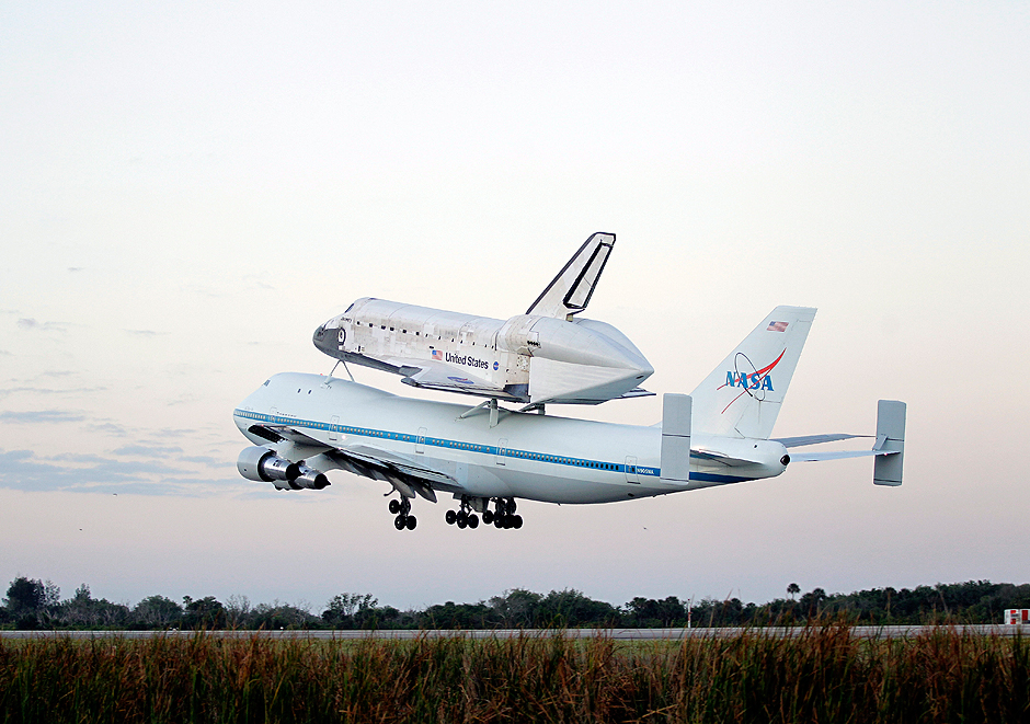 Space shuttle Discovery flies final mission | Globalnews.ca