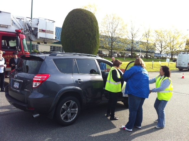 Food Bank Drive-Thru Drop Off | Globalnews.ca