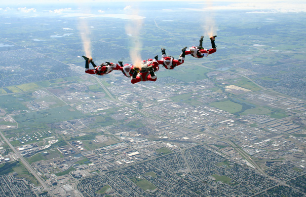 Gallery: Skydiving Santas | Globalnews.ca