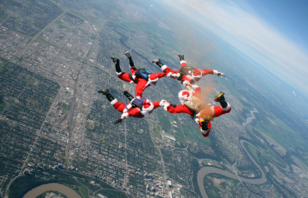 Gallery: Skydiving Santas | Globalnews.ca