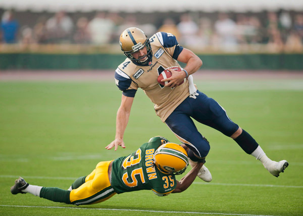 Buck Pierce to be out indefinitely with foot injury | Globalnews.ca