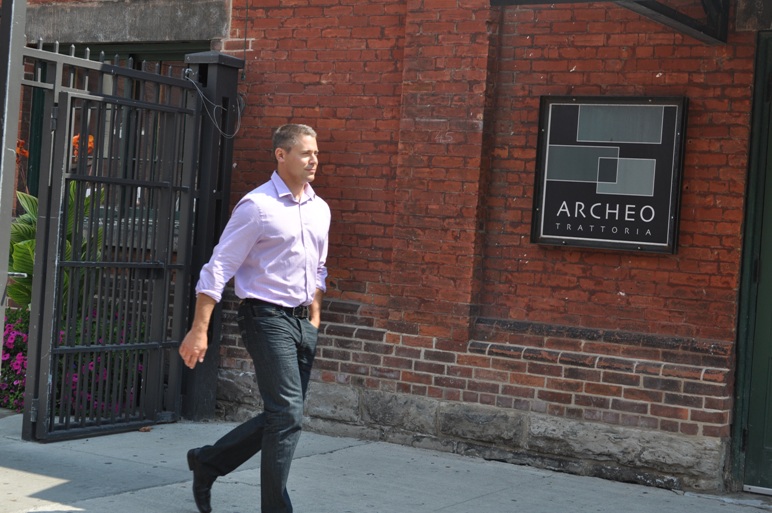 Gallery: More behind the scenes photos with Antony Robart and Rosey ...