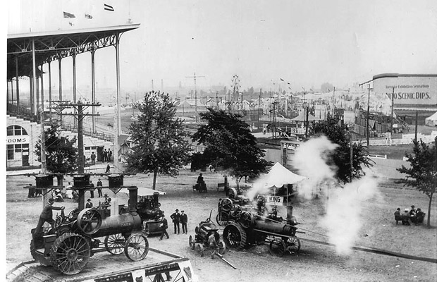 Gallery: Historical photos of the CNE | Globalnews.ca