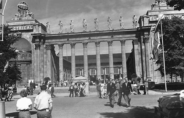 Gallery: Historical photos of the CNE | Globalnews.ca