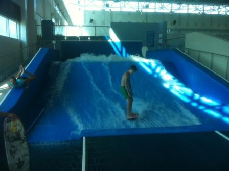 Flowboarding family | Globalnews.ca