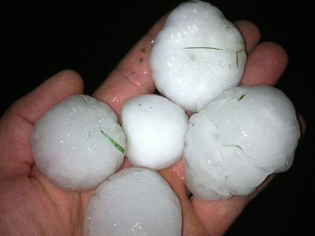 Gallery: Hail storm in Calgary - Calgary | Globalnews.ca