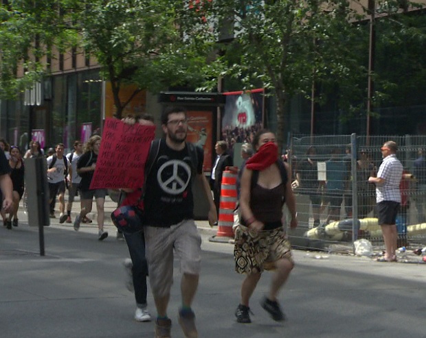 Gallery: Student protests in downtown Montreal [8 Aug] | Globalnews.ca