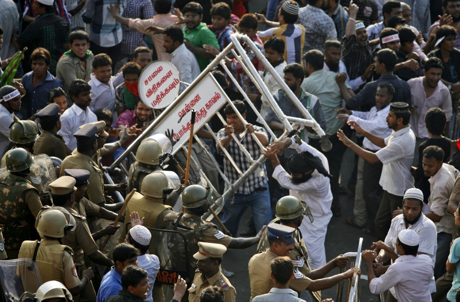 Gallery: Anti-Islam video demonstrations | Globalnews.ca