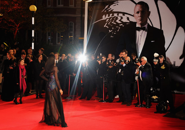 Gallery: ‘Skyfall’ premieres in London | Globalnews.ca